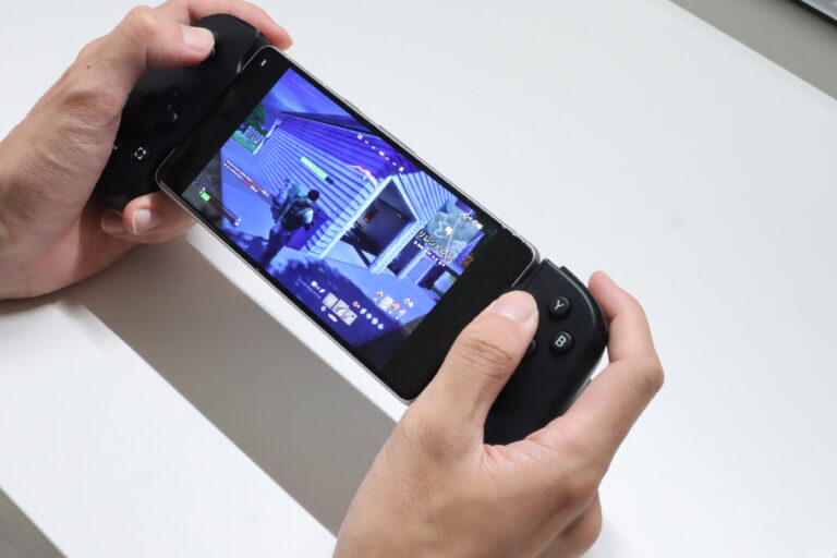 iOS/Android用コントローラー【Backbone One】をレビュー。手持ちのスマートフォンがゲーム機に大変身！ | PR | めてろぐ