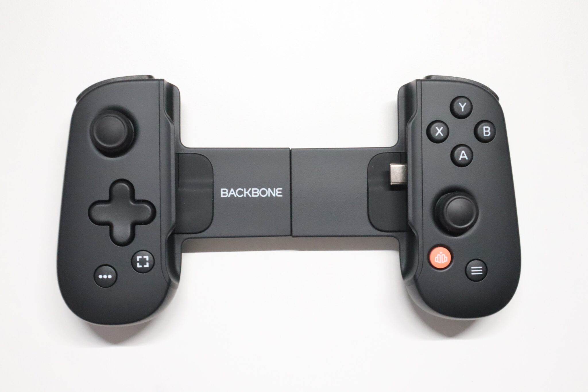 iOS/Android用コントローラー【Backbone One】をレビュー。手持ちのスマートフォンがゲーム機に大変身！ | PR | めてろぐ