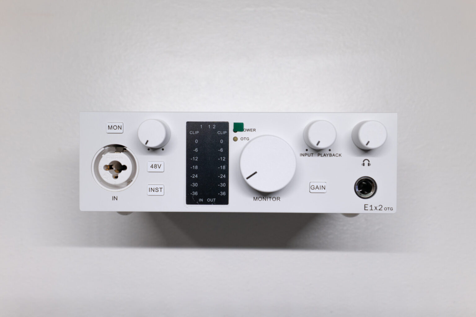 desksetup＆配信者必見！《TOPPING Professional》でデスク周りのオーディオを構築しよう【E1x2 OTG ...